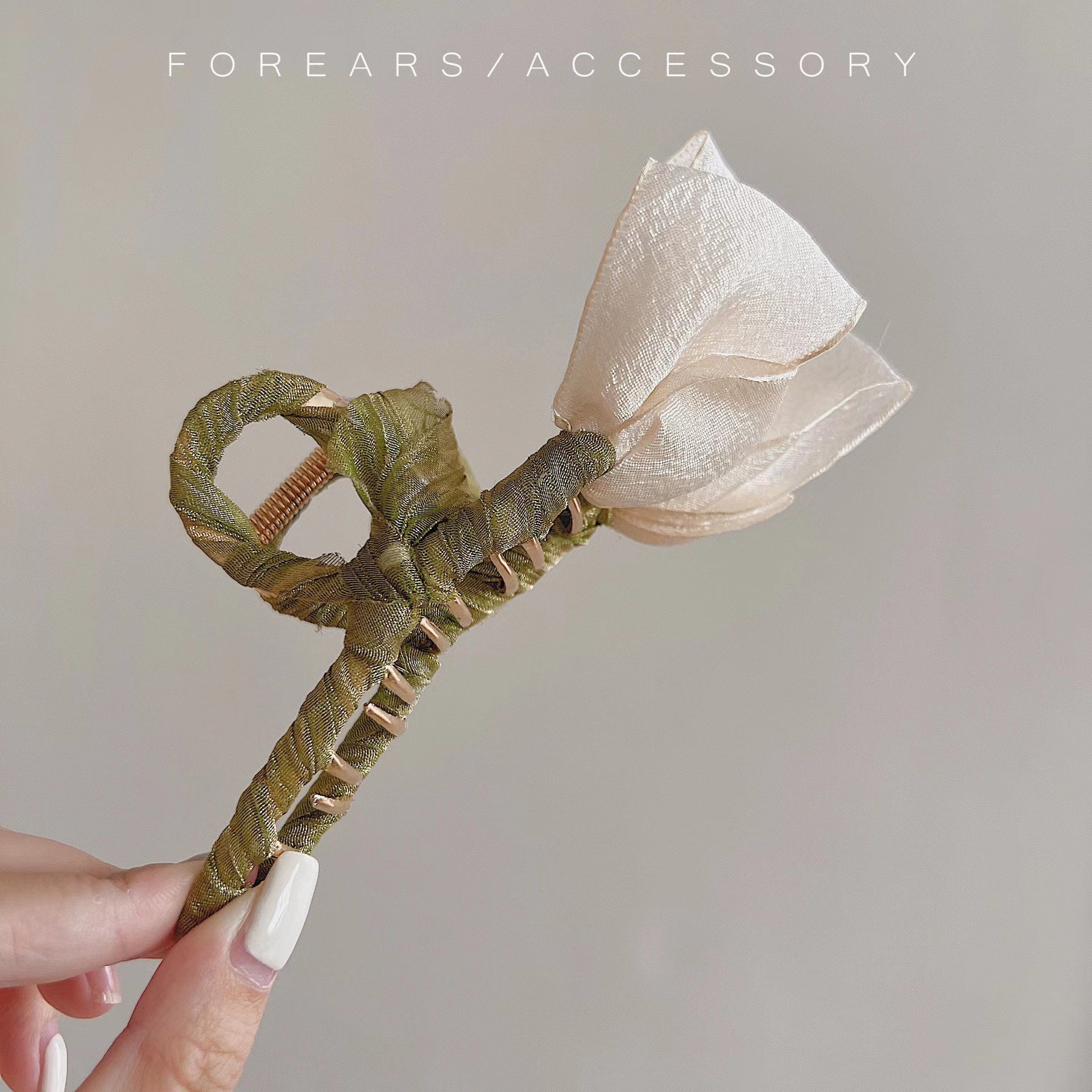 [USD 18.07] Tulip Grabbing Hairpin South Korea's new cross shark pin ...