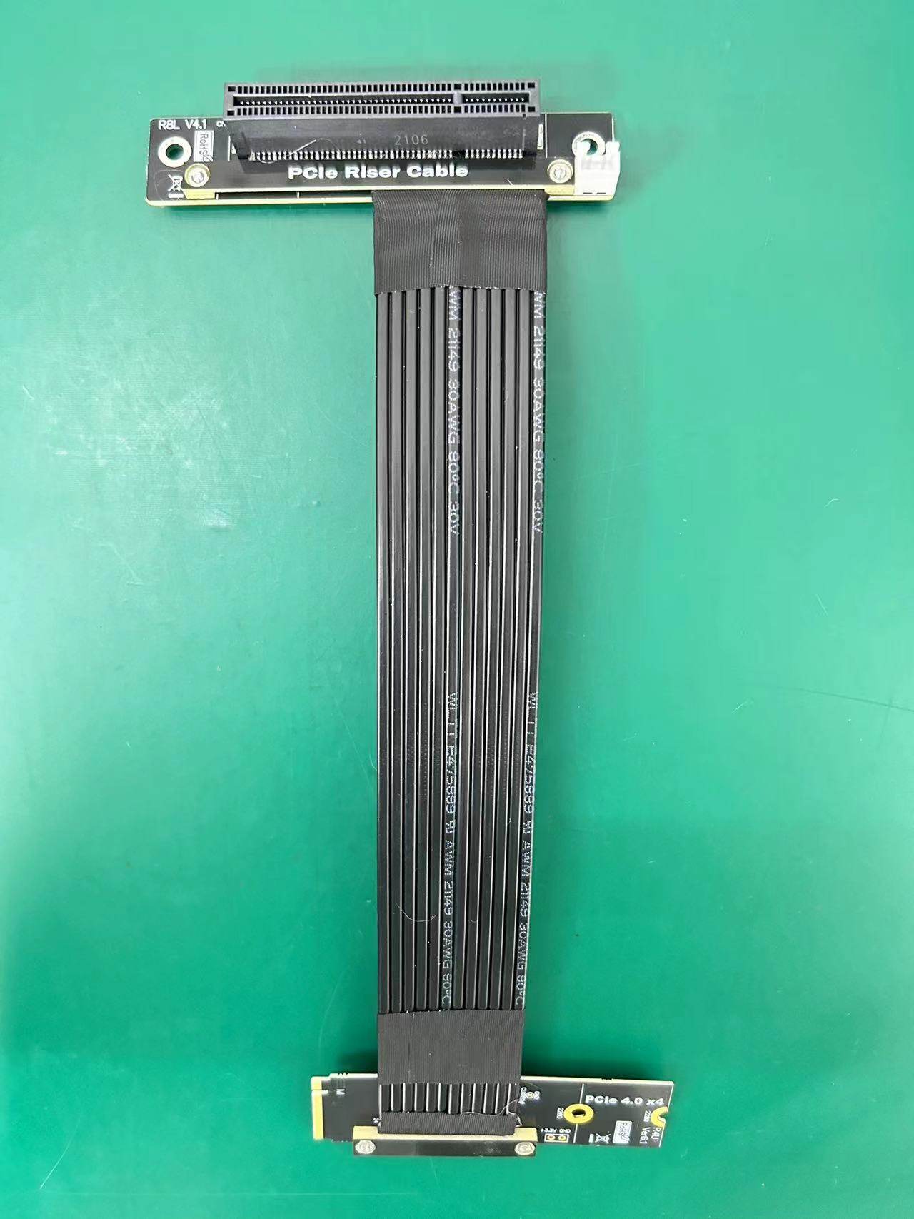 M.2 NVMe to PCIe x8 Extension Cable