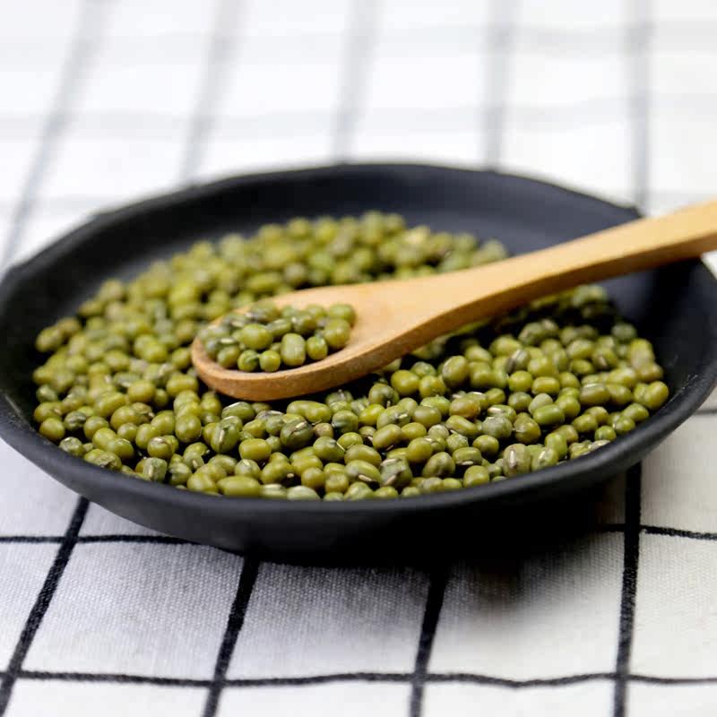 Mao stupid Mung bean farmer's own production of small mung bean sprouts ...