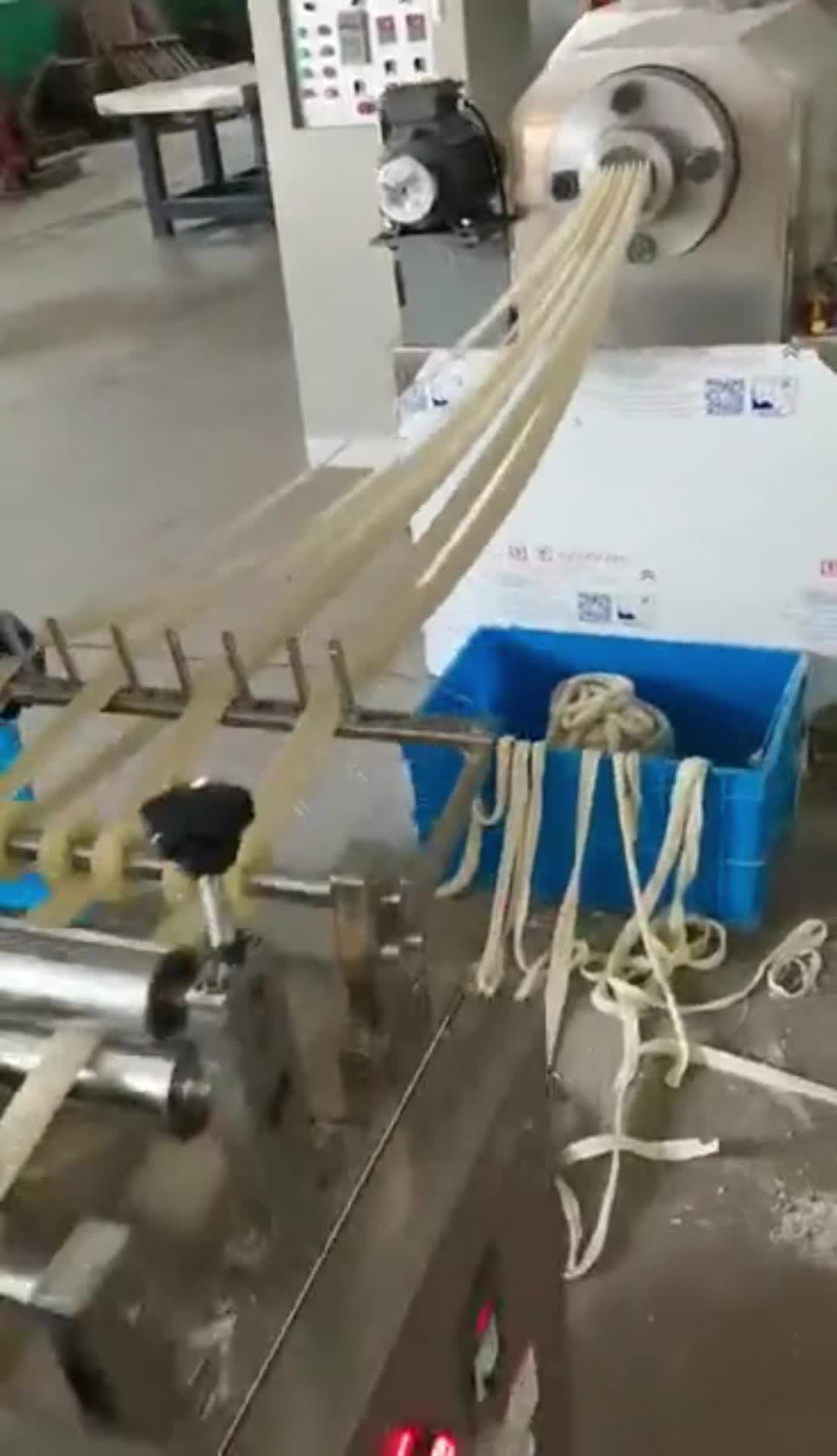 Small Twin Screw Ring Puffing Extrusion Cheese Corn Puffs Rice Barrs Wheat Snacks Food Making ...