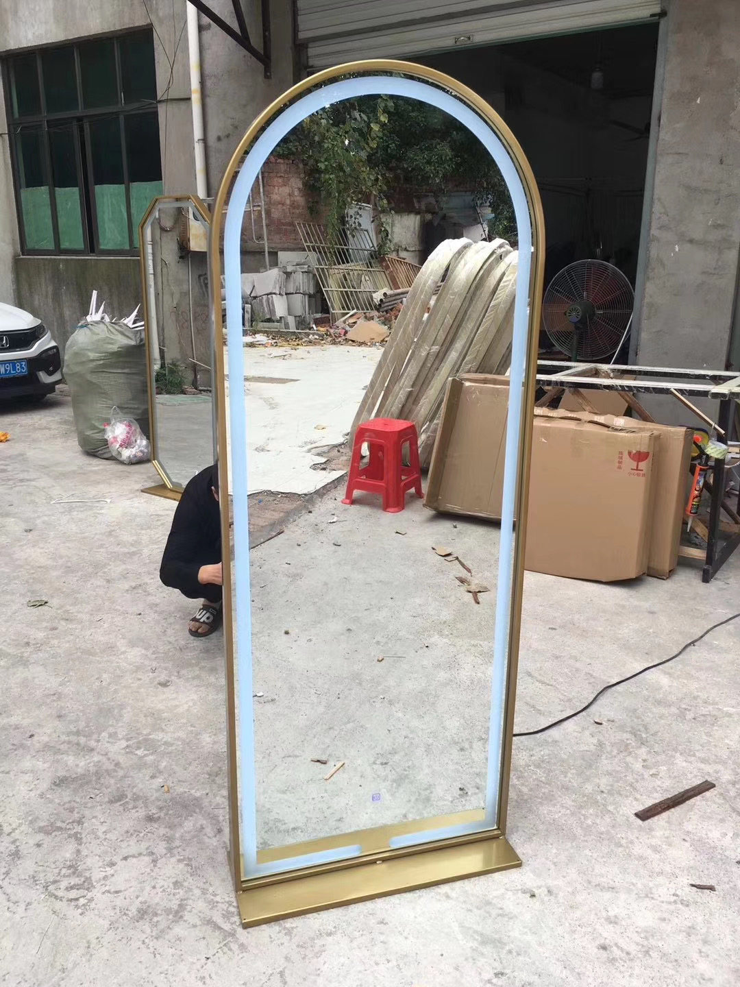 Luminous barber shop mirror wall-mounted with lamp hair salon single ...