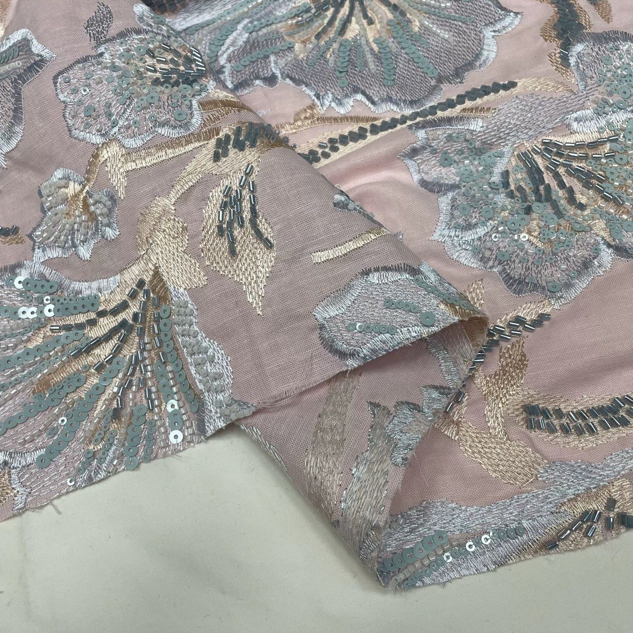 The vintage trend is here! get yours in two colors: this meticulously ...