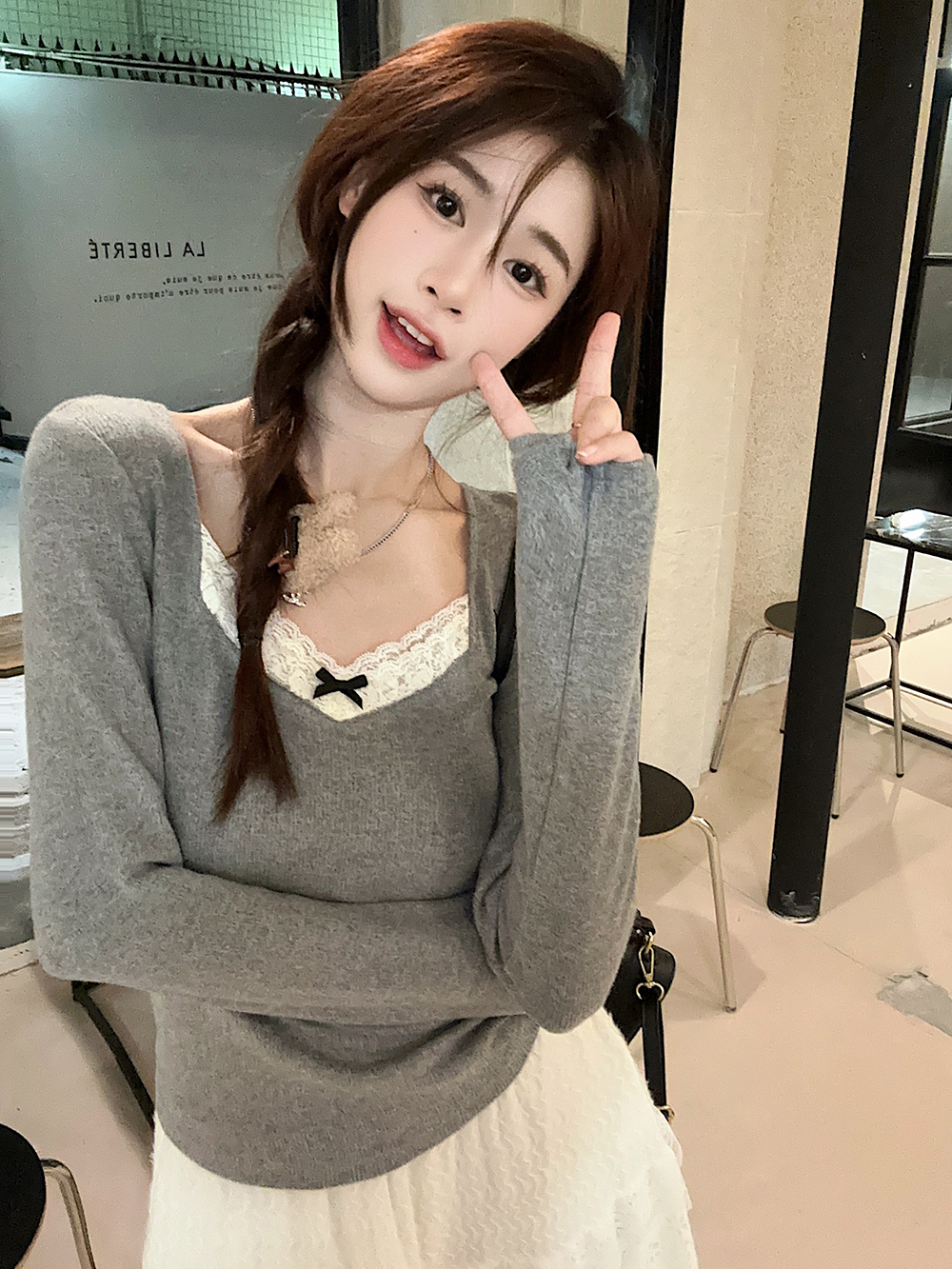 韩版蕾丝拼接T恤女春秋新款小心机加厚百搭内搭长袖打底衫上衣ins-Taobao