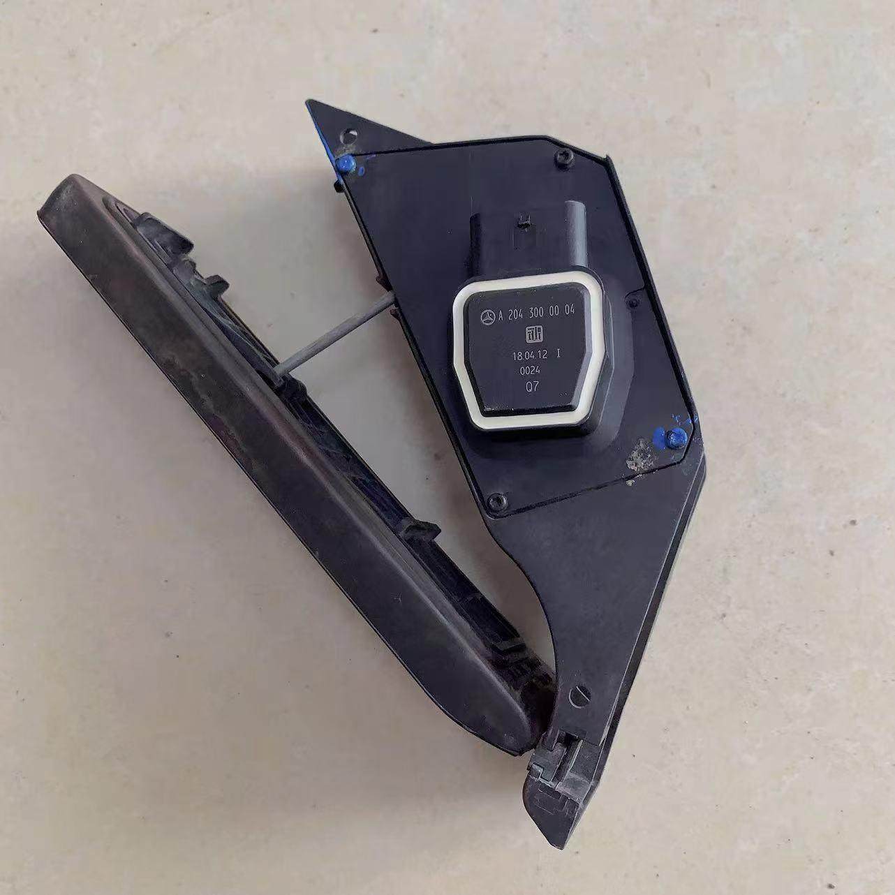 奔驰W204/W212/GLK油门加速传感器踏板，让你的C180/C260/C300/E200/E260/E300焕发新生！-驾驶室脚踏板-淘宝好物网