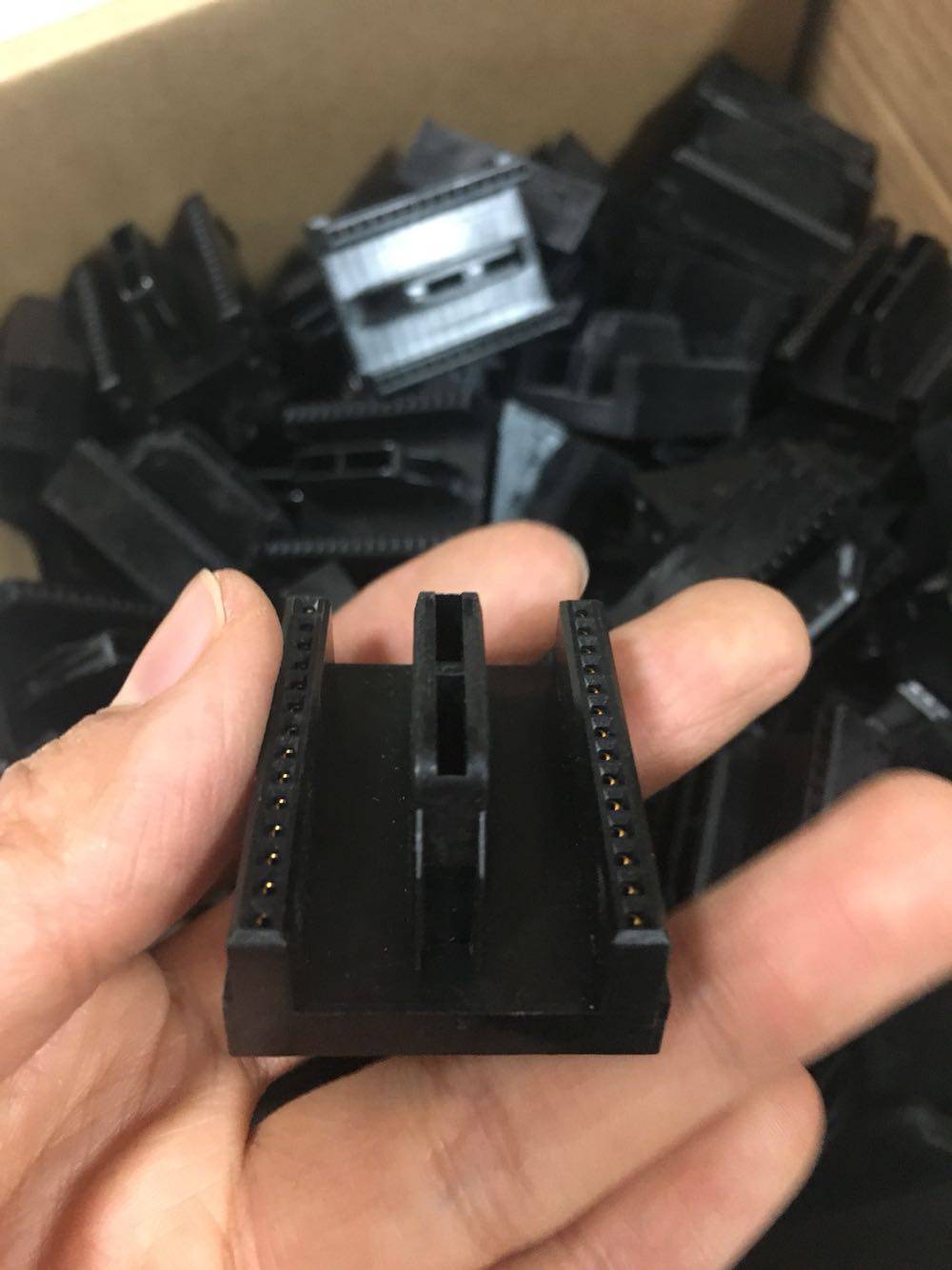 The original Siemens S7-300 series 720 2001-01 PC-GF20 PLC module U ...