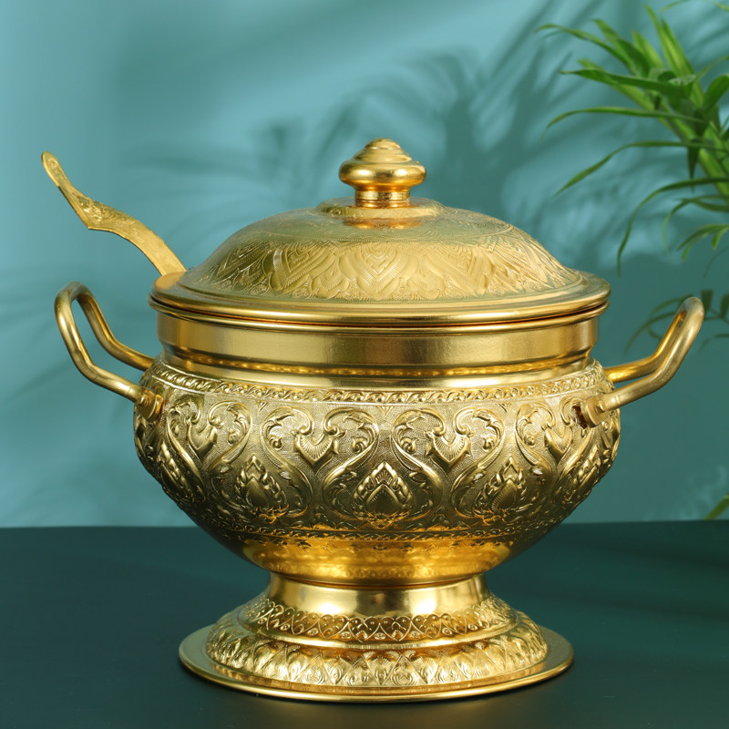 Thai style, exotic romantic on the dining table A complete analysis of ...