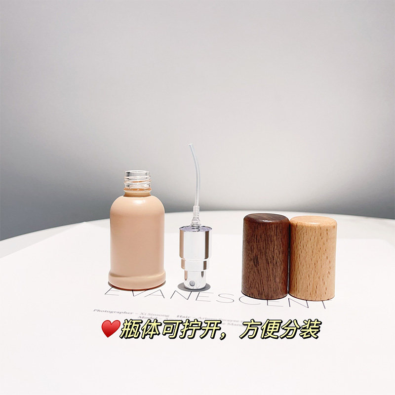 木盖香水分装瓶：旅行化妆的隐形利器_化妆_淘宝美妆网
