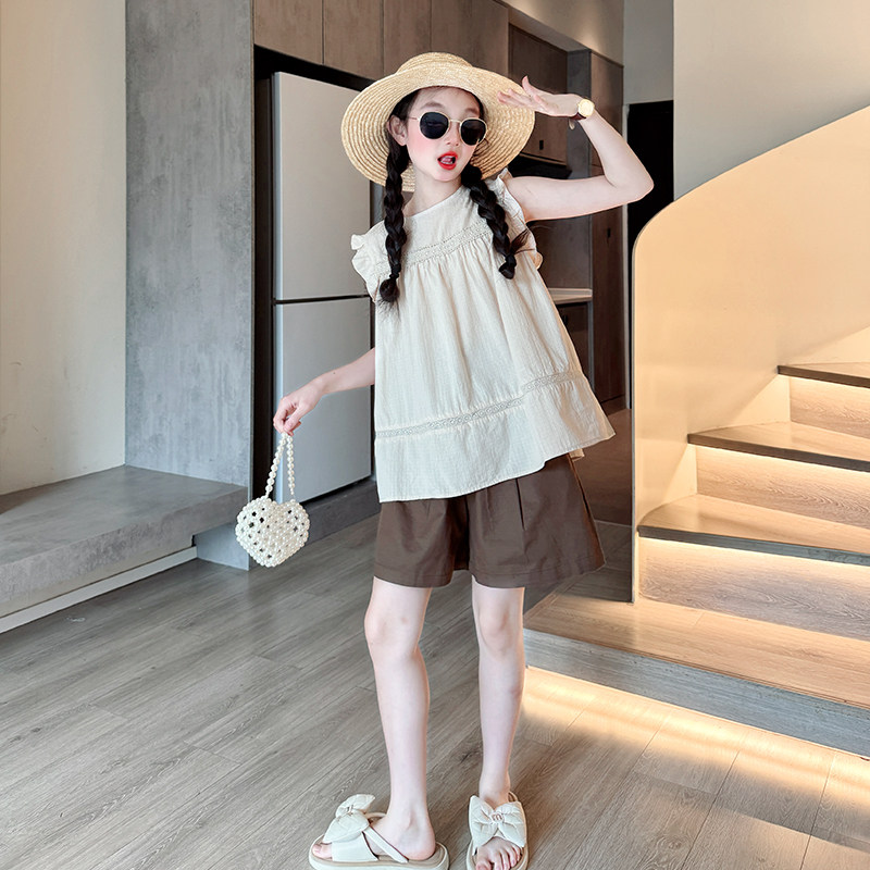 女童夏装套装2025新款🔥：洋气无袖上衣+薄款短裤两件套，妈妈再也不用担心搭配难题！🌟-套装-淘宝好物网