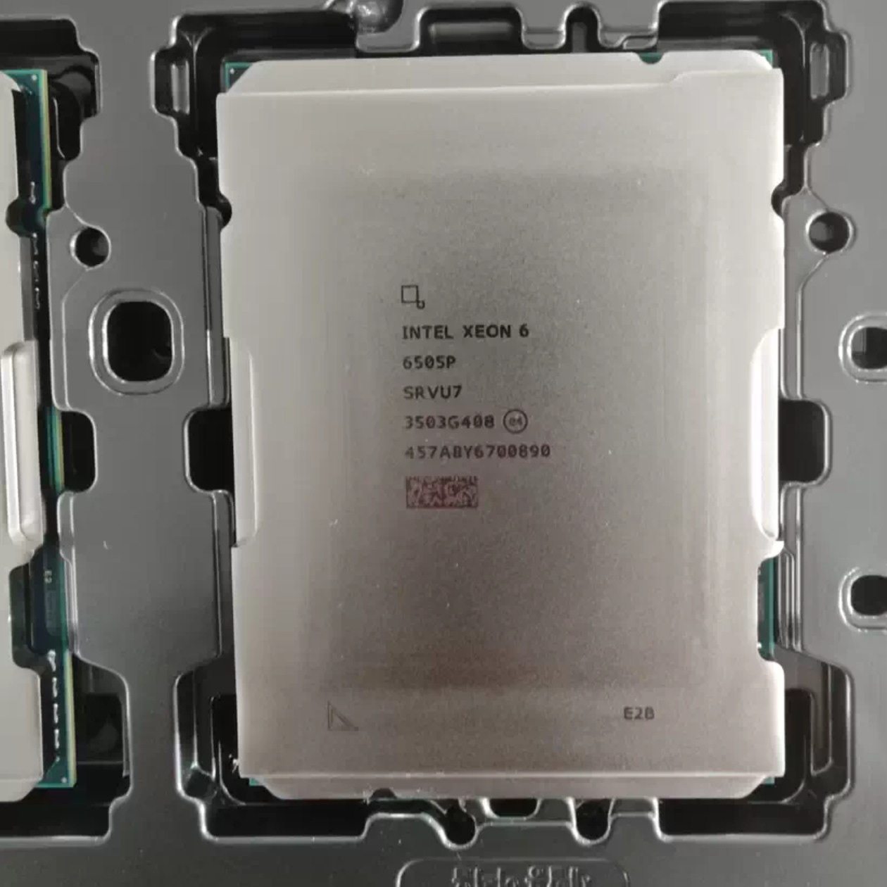 Intel XEON CPU 6代 6505P 2.2GHz 12核 24线程 LGA4710 正式版