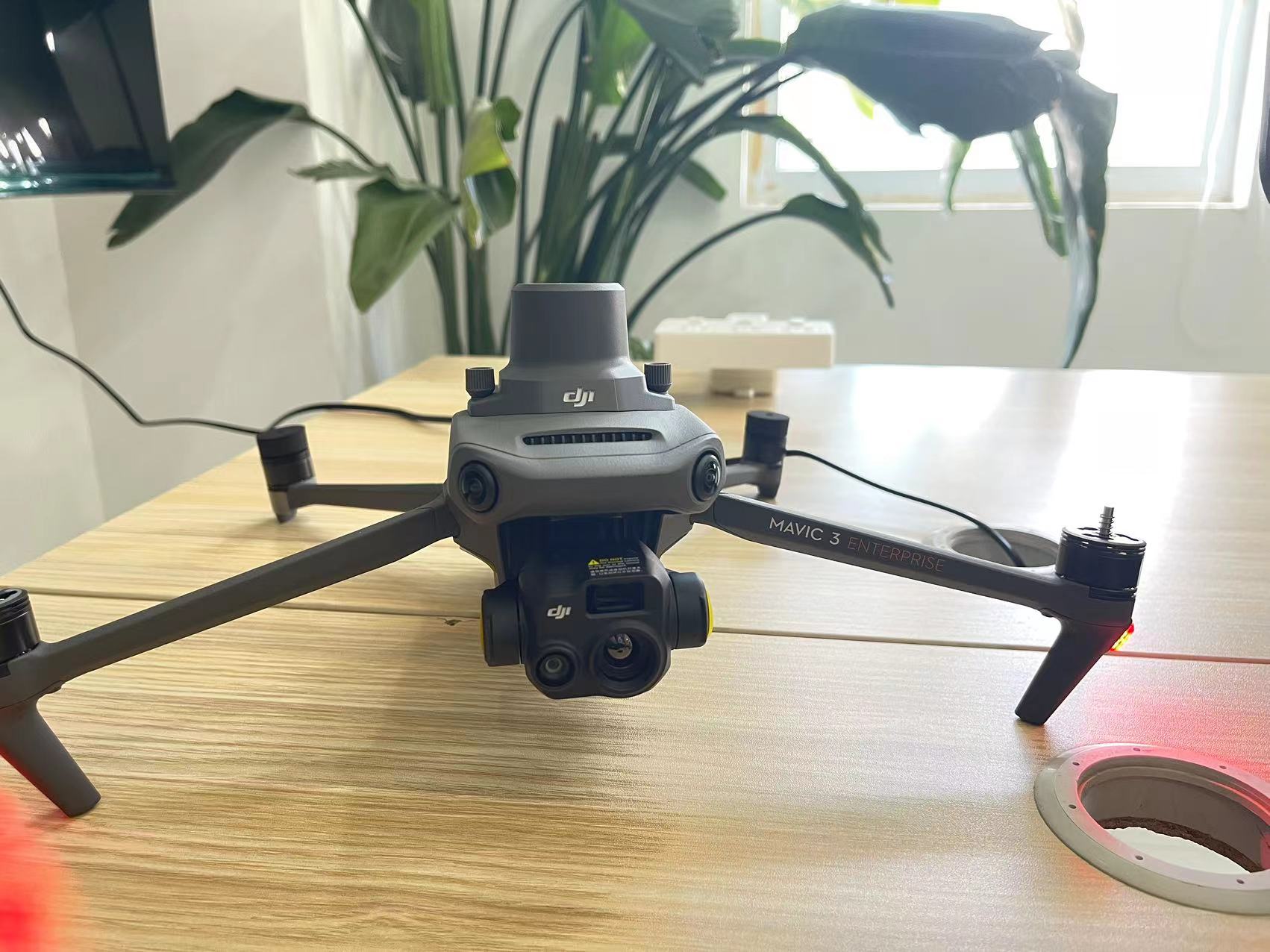 大疆 DJI御3e行业版专业御 Mavic 3T/3E电力巡检热成像无人机测绘-阿里巴巴