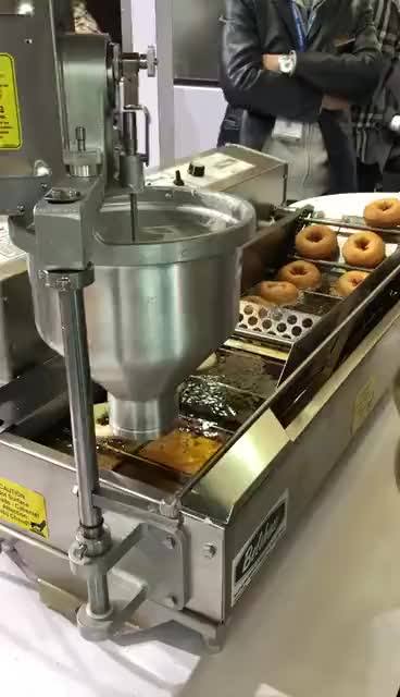 High Quality Doughnut Fryer Chocolate Glazing Machine Donut Making ...