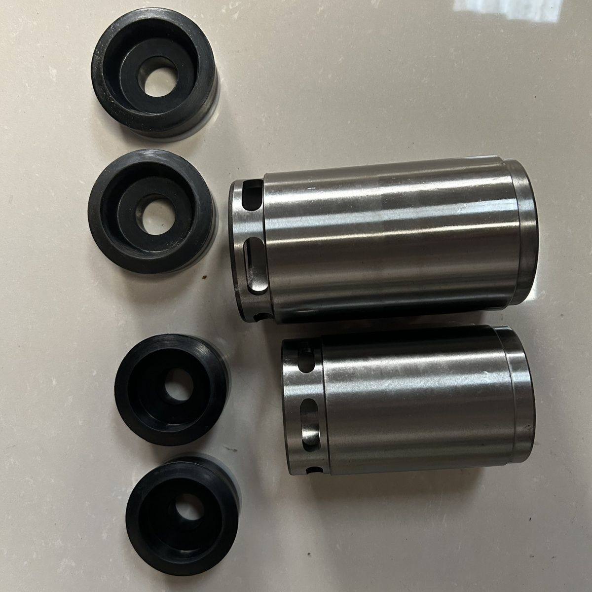 新款万达BW150、250泥浆泵缸套活塞皮碗