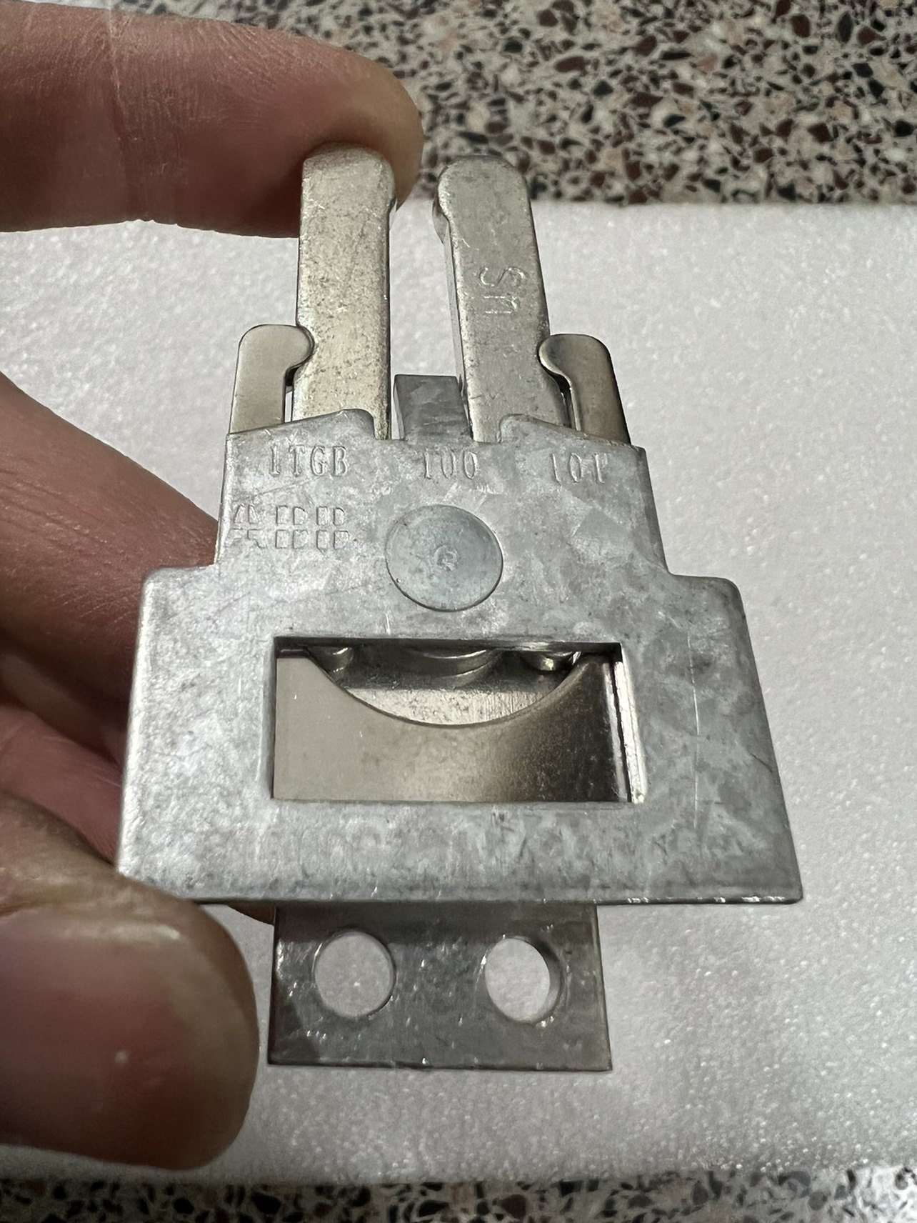 原装正品ABB MNS3.0抽屉柜插件：工业级品质，安全用电保障！-低压开关柜-淘宝好物网