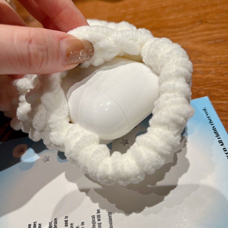 你买的不是耳机套，是情绪安全屋：一加Buds系列毛绒保护套的消费幻觉拆解_耳机保护套_淘宝数码网