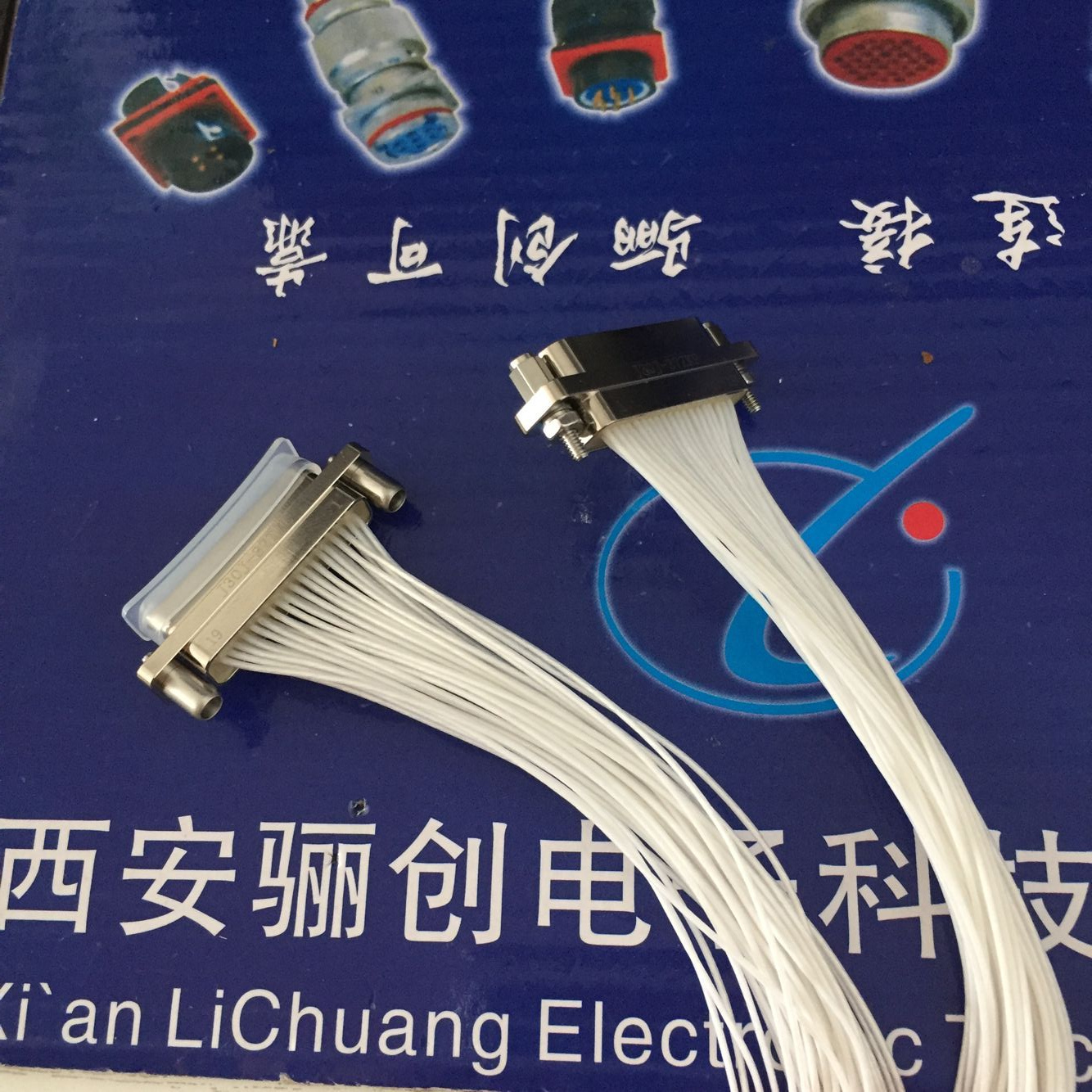 J30J rectangular connector J30J-51TJ plug J30J-51ZK socket spot