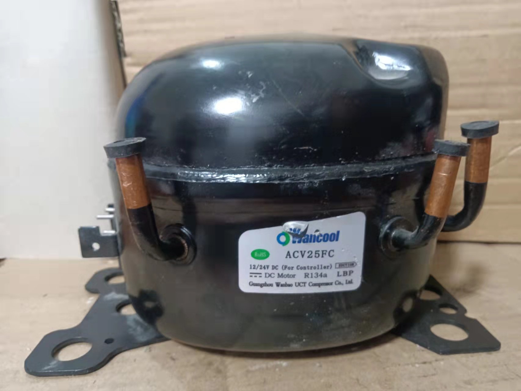 DC12V直流变频压缩机适用于家电冰箱配件 DC24V冷冻压缩机搭配R134a冷媒