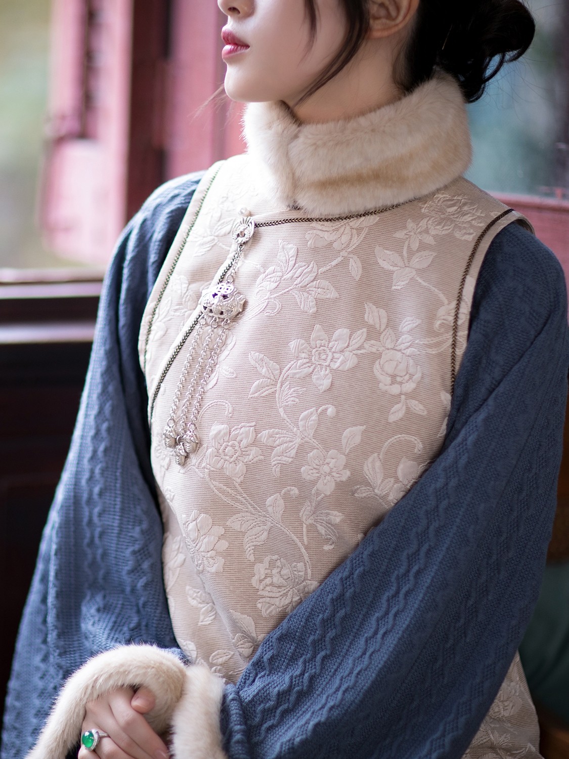 Blending East and West: Winter Qipao Designs Inspired by Global Trends ...