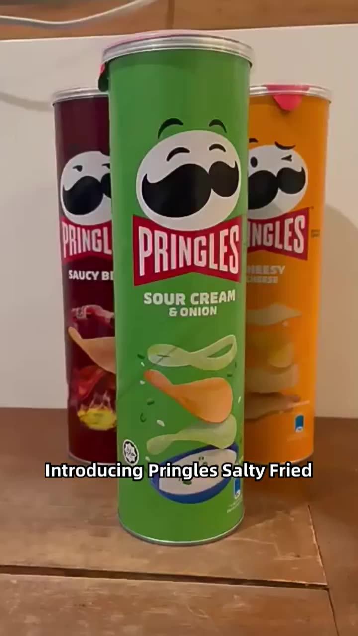 Pringles Salty Fried Chip Hard Texture In A Box Packaging Pringles ...