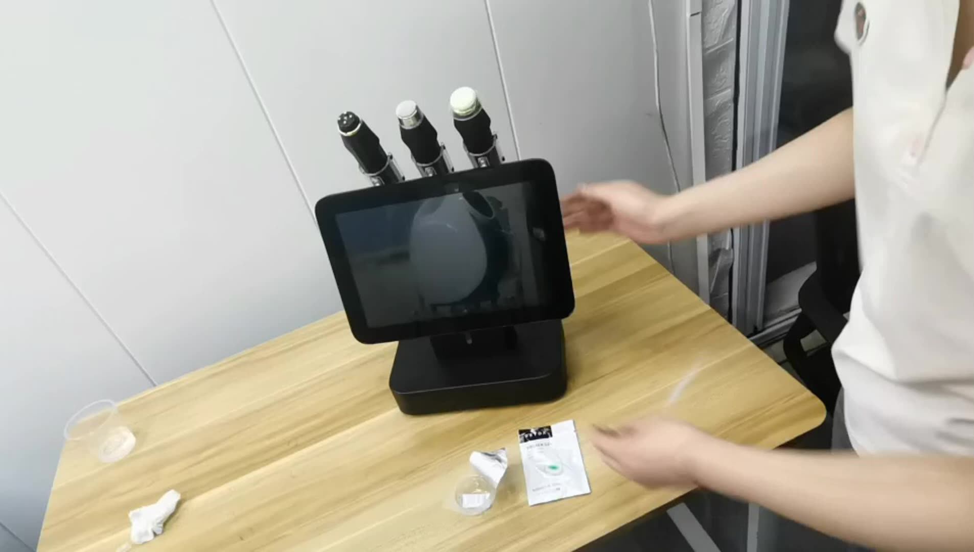 New Design 3 In 1 Co2 Bubble Oxygenation Pods Skin Tighten Oxygen Jet ...