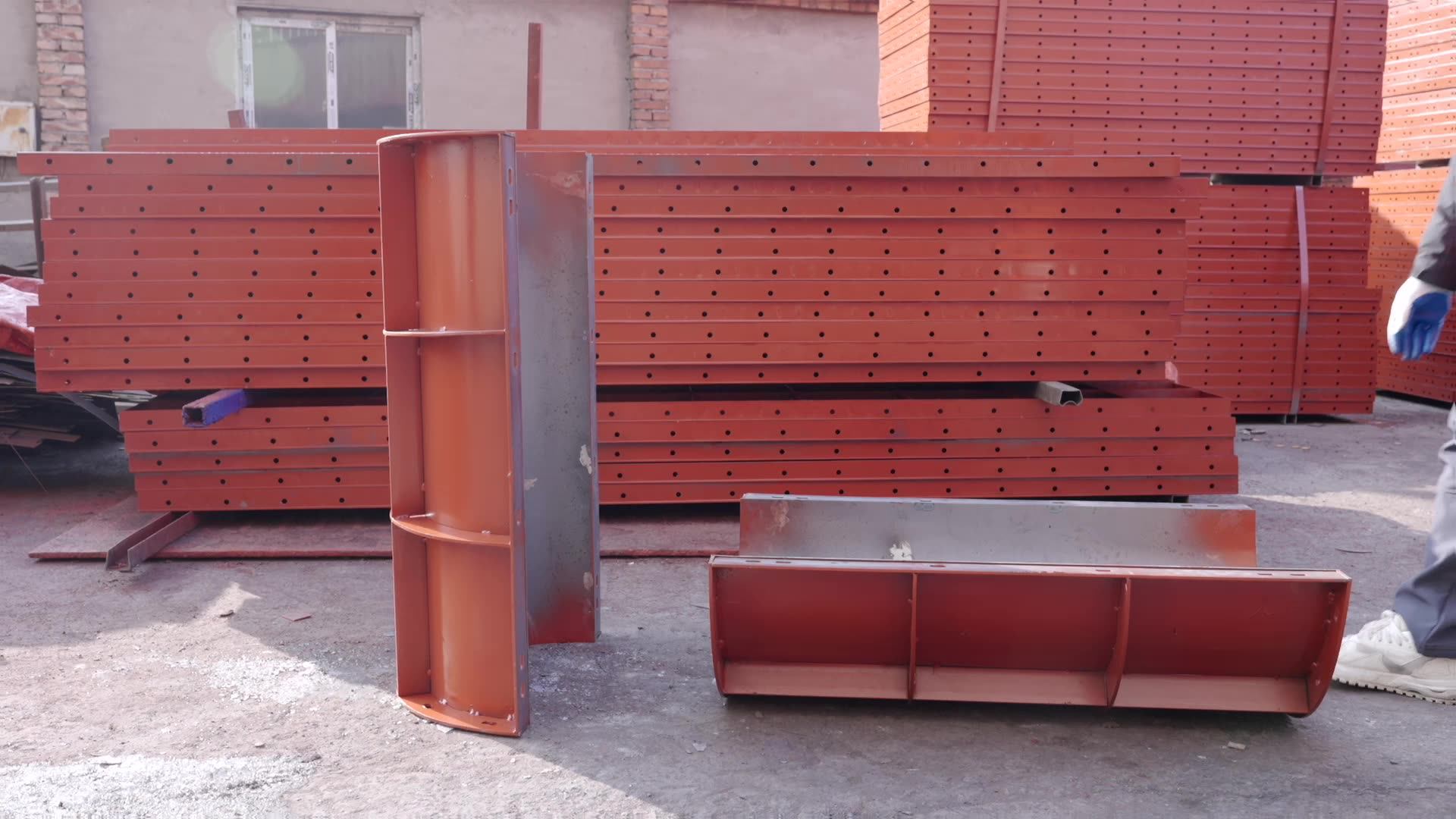 Steel Round Column Formwork Bridge Pier Formwork Huge Size Columns ...