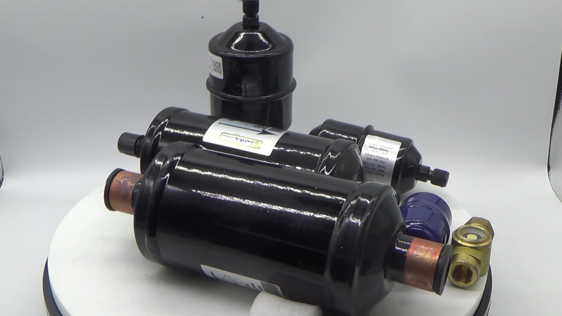 Bi-flow Filter Driers Are Installed In Liquid Lines Of 3-in-1 Heat ...