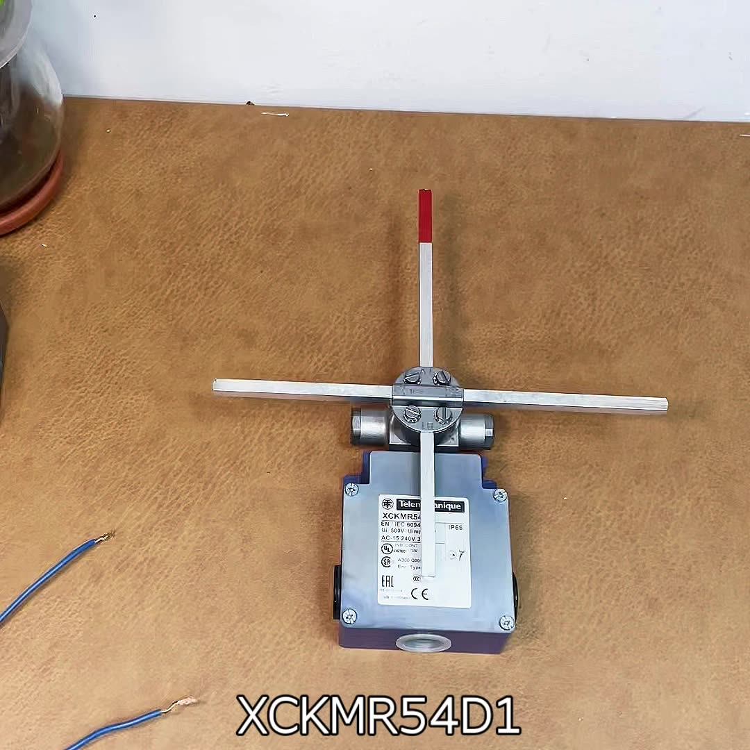 施耐德授权进口XCKMR54D1H29十字限位 跑偏偏移开关 XCK-MR54D1-阿里巴巴