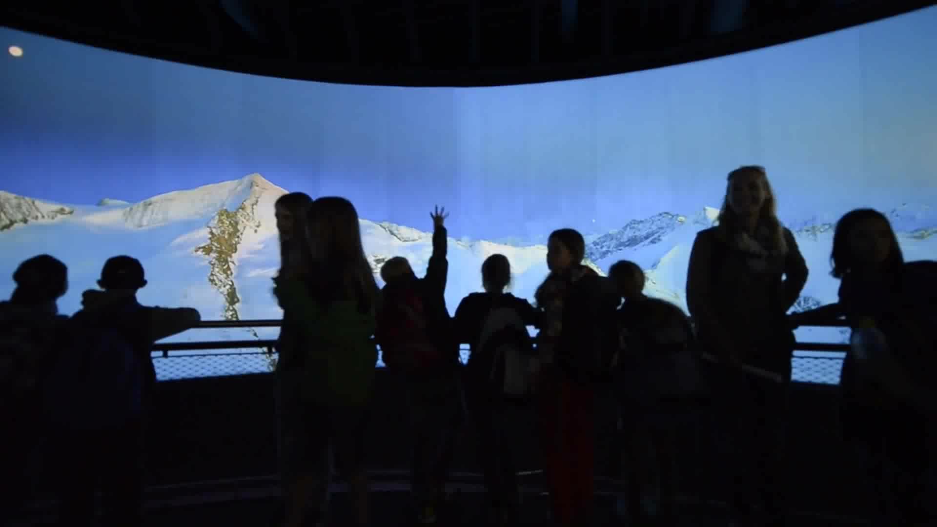 180 / 220 / 360 Degree Large Curved Projector Screen 180 Degree Curved ...