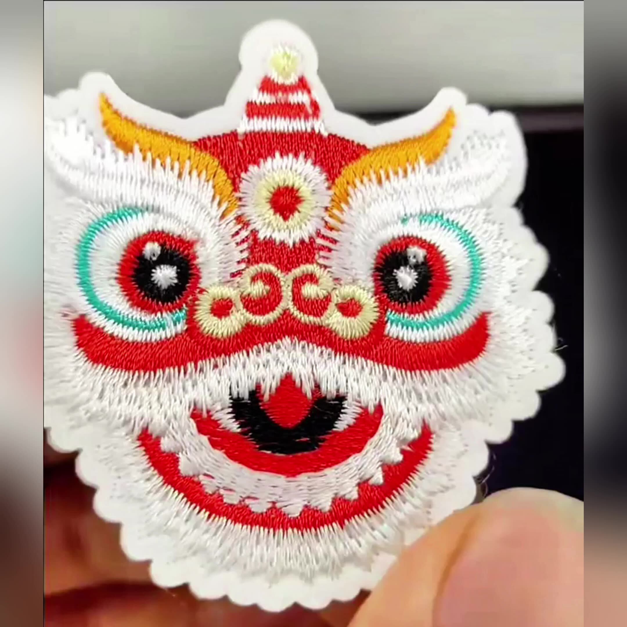 Custom Patterns Embroidered Purple Felt Fabric Square Embroidered Patch ...