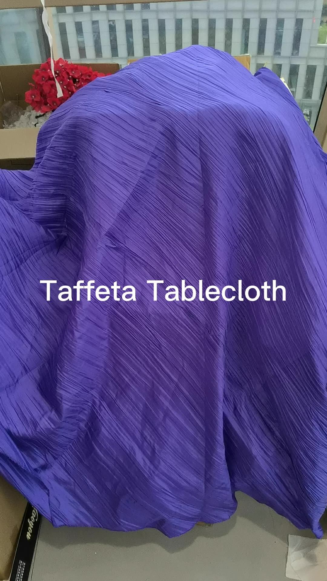 Luxury 120 Crushed Shiny Crinkled Polyester Table Cloths 132 Inch Round ...