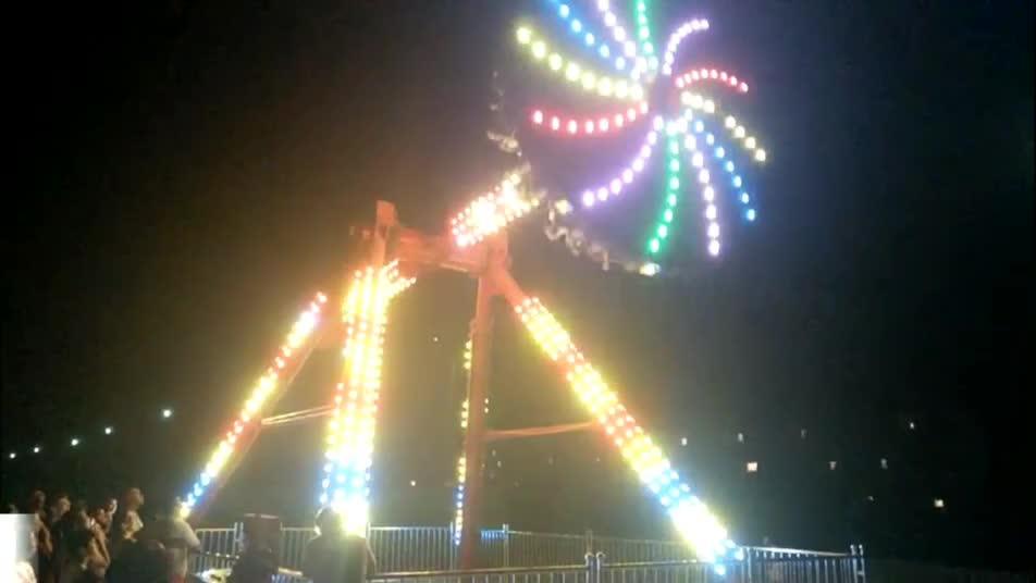 Crazy Swing Meteor Hammer / Amusement Park Rides Mini Pendulum For Kids ...