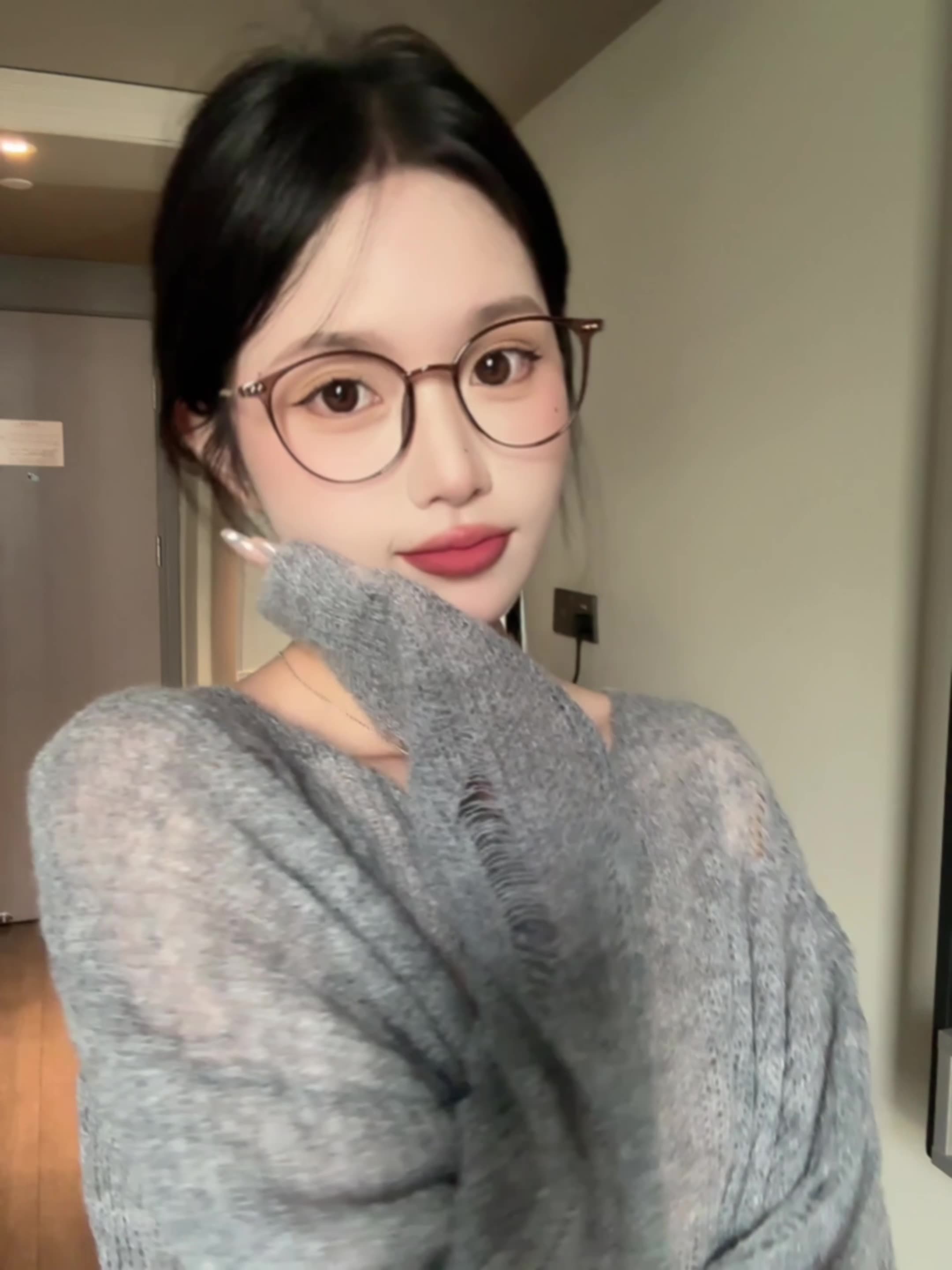 新款TR90冷茶色多焦点高清防蓝光老花眼镜远近两用老花镜看远看近-阿里巴巴