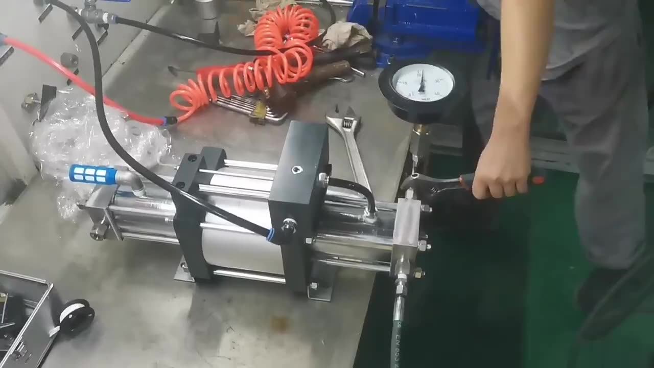 Omd40 High Pressure Nitrogen/oxygen/co2 Air Driven Gas Booster Pump 40: ...