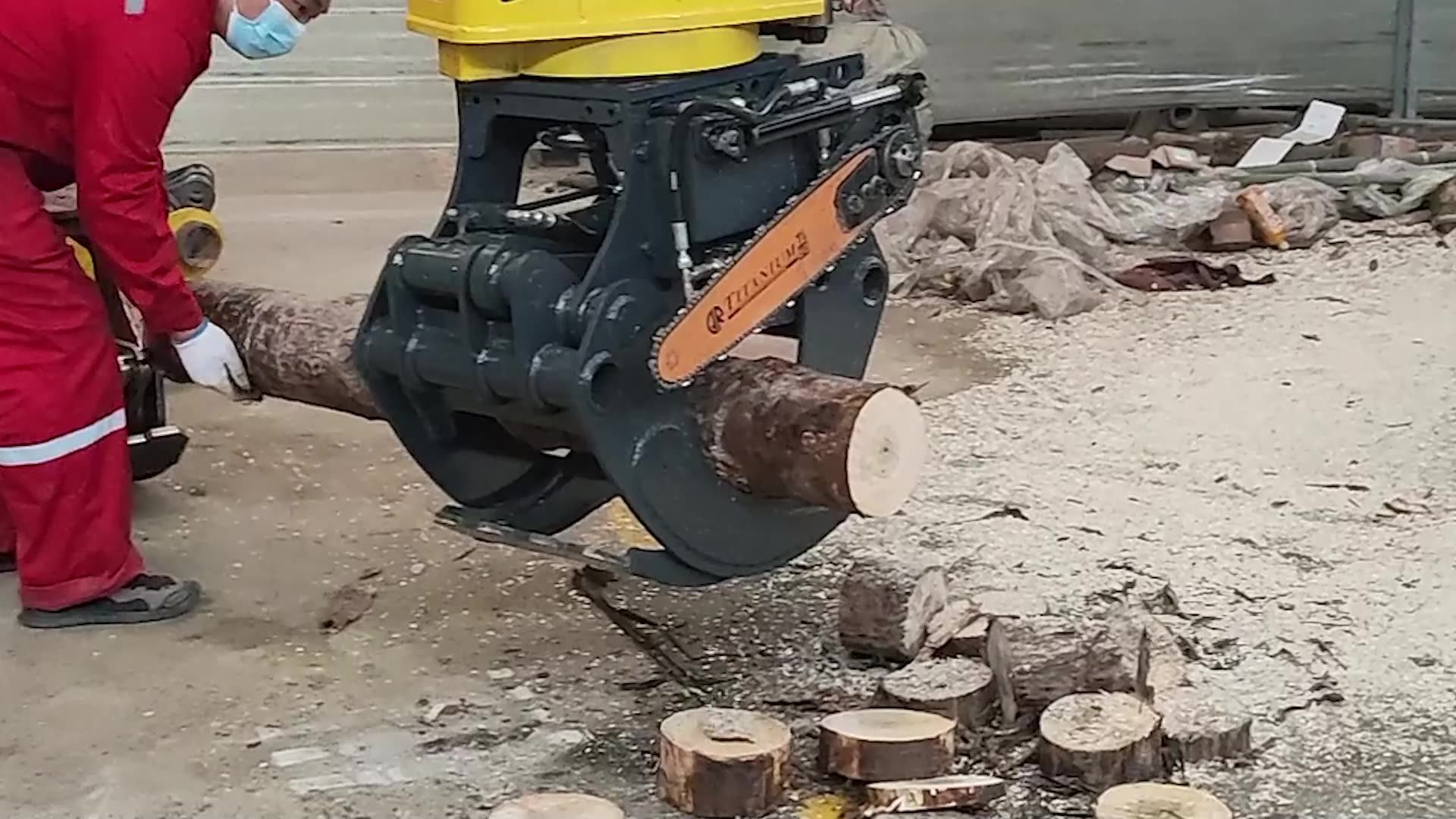 全自动液压一体抱夹锯 园林树木砍伐挖掘机属具 多功能液压伐木机-阿里巴巴