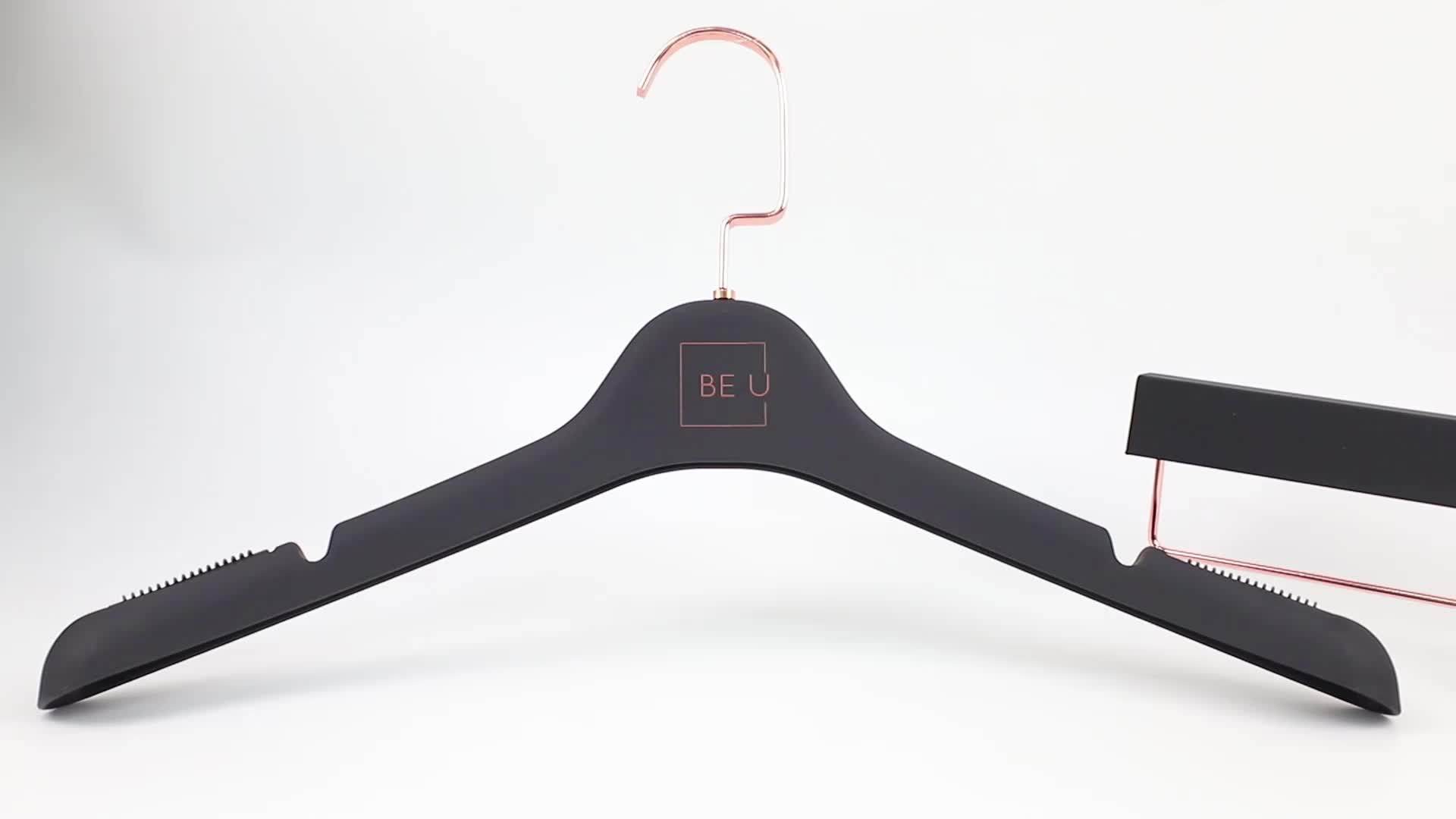 High Quality Plastic Hanger Rubber Coated Clothes Hanger - Buy Plastic ...