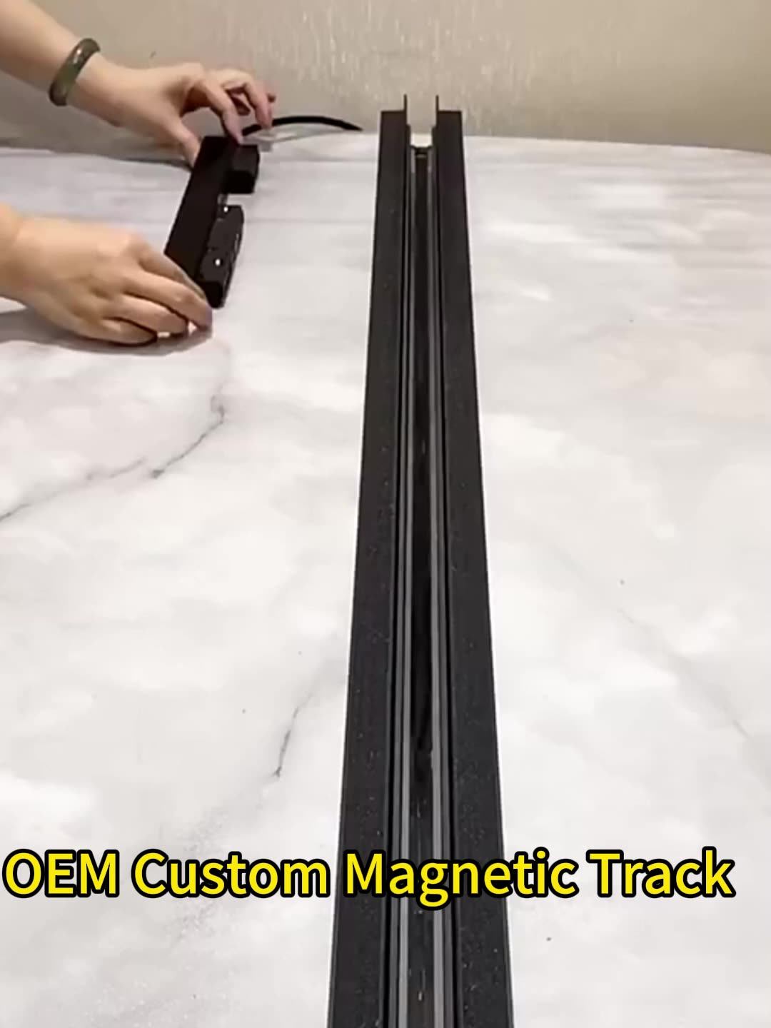 Factory Customized White Magnetic Linear Bar Type Pendant Track ...