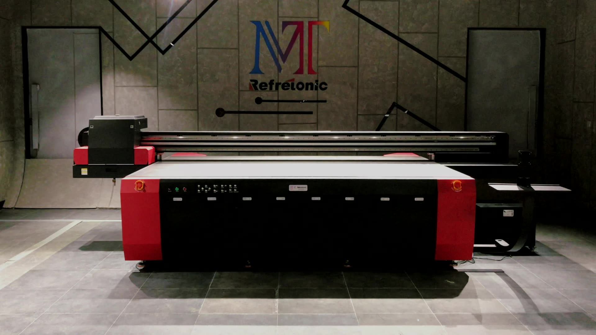 Built For Versatility Mt Large Format Inkjet Uv Flatbed Glass Printing ...