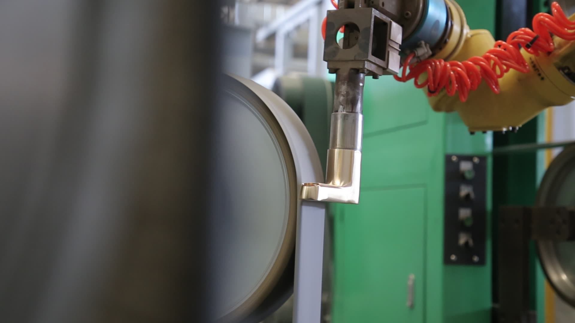 Fanuc Grinding Robot For Sanitary Fittings Brass Faucet Zinc Handle ...