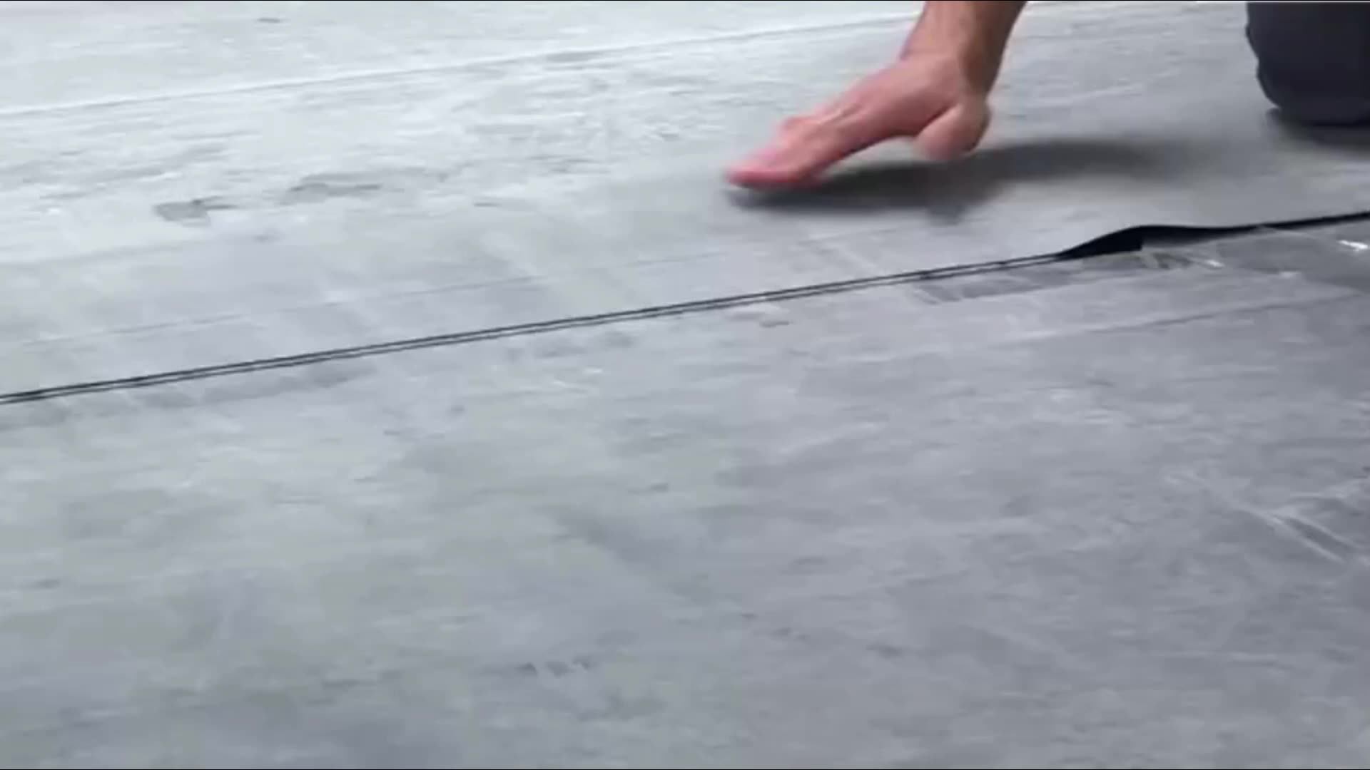 China Single Ply Roof Waterproofing Membrane Flexible 1mm Epdm Rubber ...