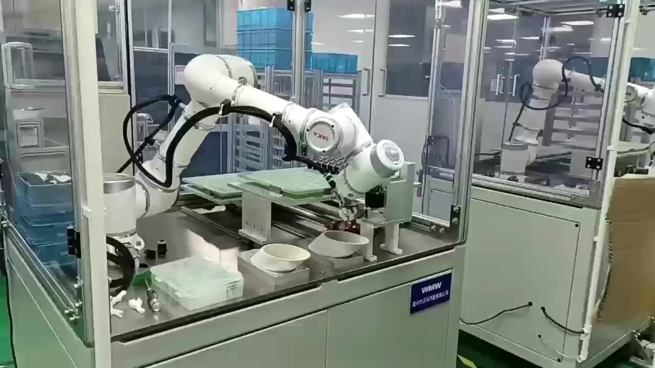 Auto Spare Parts Coolant Water Radiator Hose 17127575430 Coolant Pipe ...