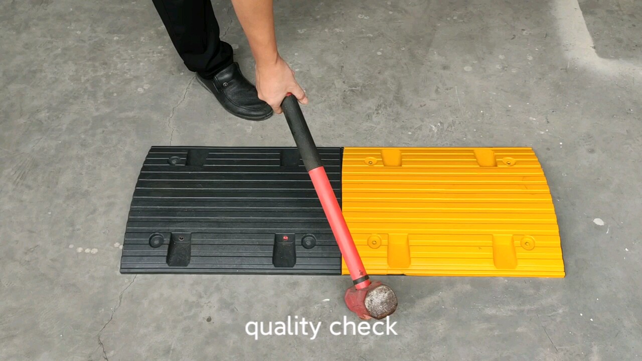 Heavy Duty Large Speed Bump Signs,3 Channel Cable Rubber Ramp,Outdoor ...