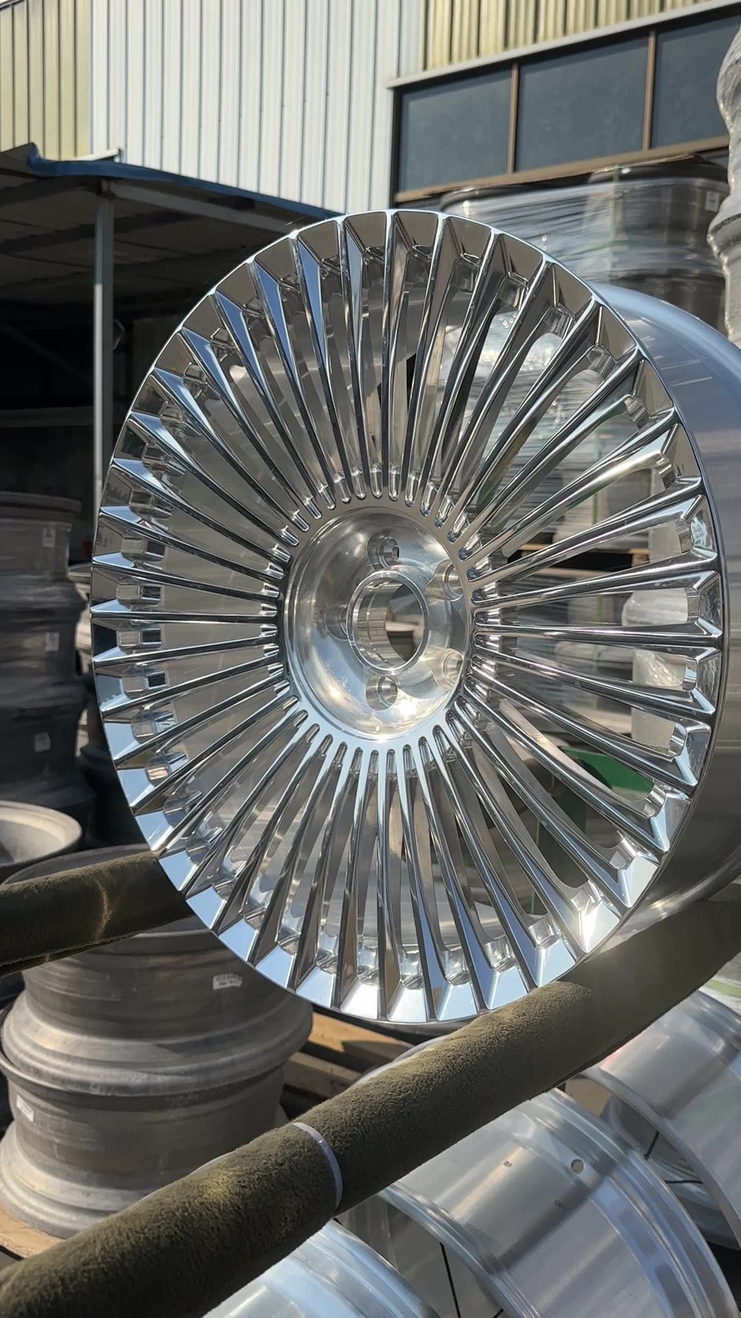 One-piece Polished Forged Wheel Custom Wheel Rim 16-30 Inches Aluminum ...