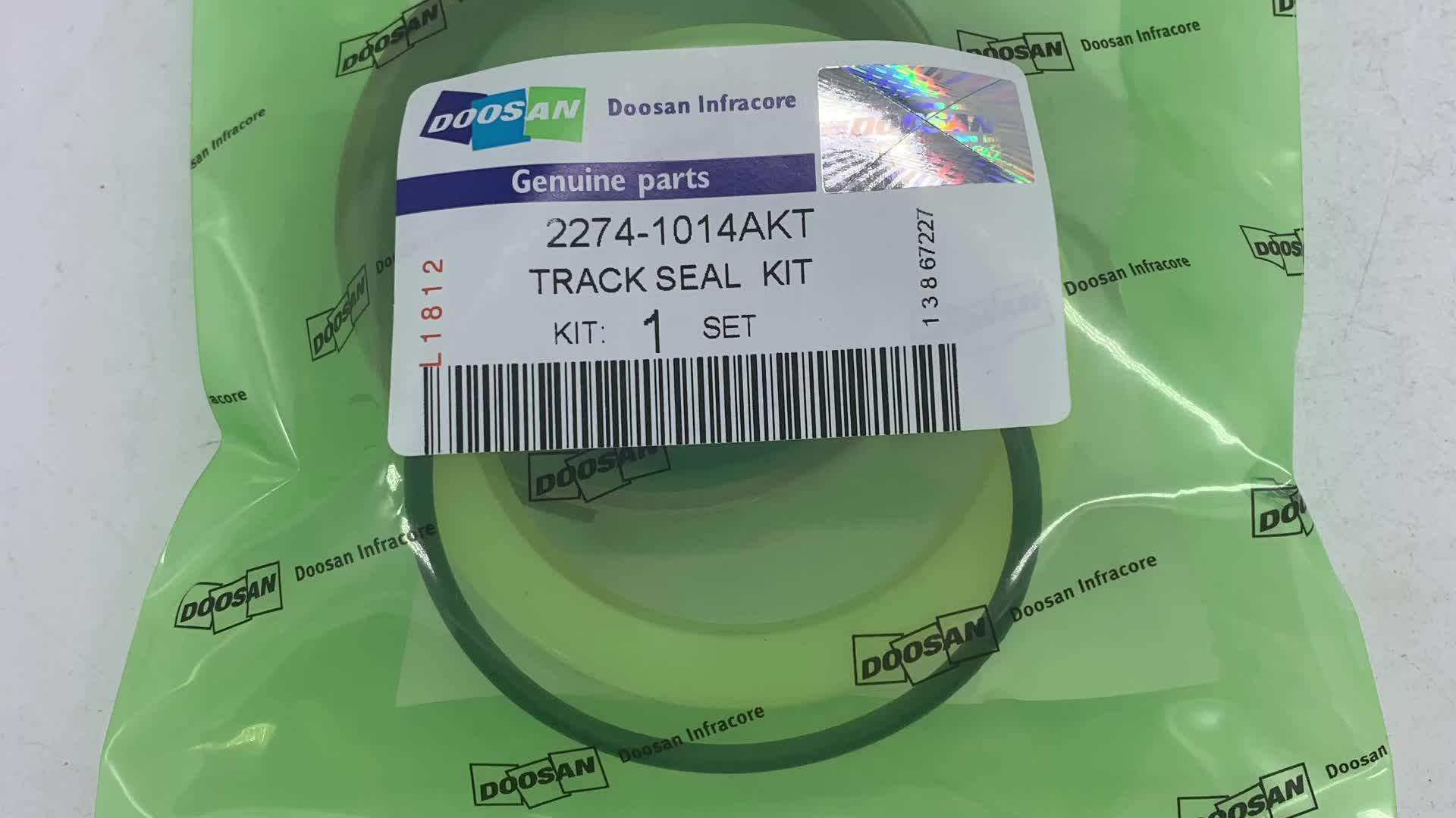 Doosan Excavator Hydraulic Arm Cylinder Repair Kits K9001901 401107 ...