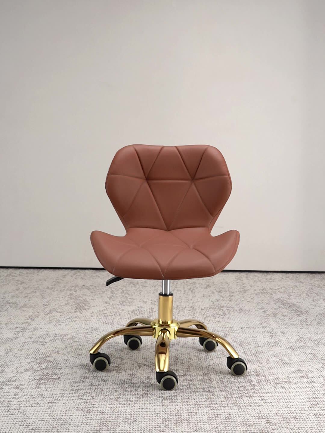 Turri Luxury Hair Salon Styling Barber Stylist Chair Rolling Stool ...