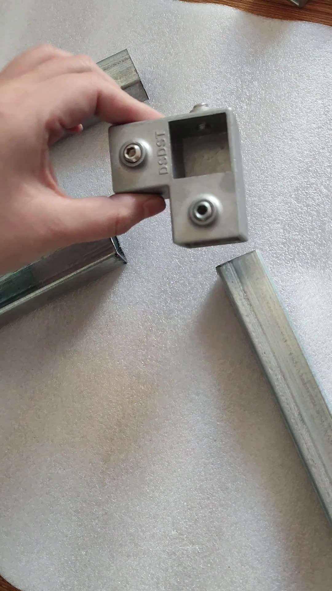 Connect Pipe Clamp System Structure Tube Clamps Square Customizable Oem ...