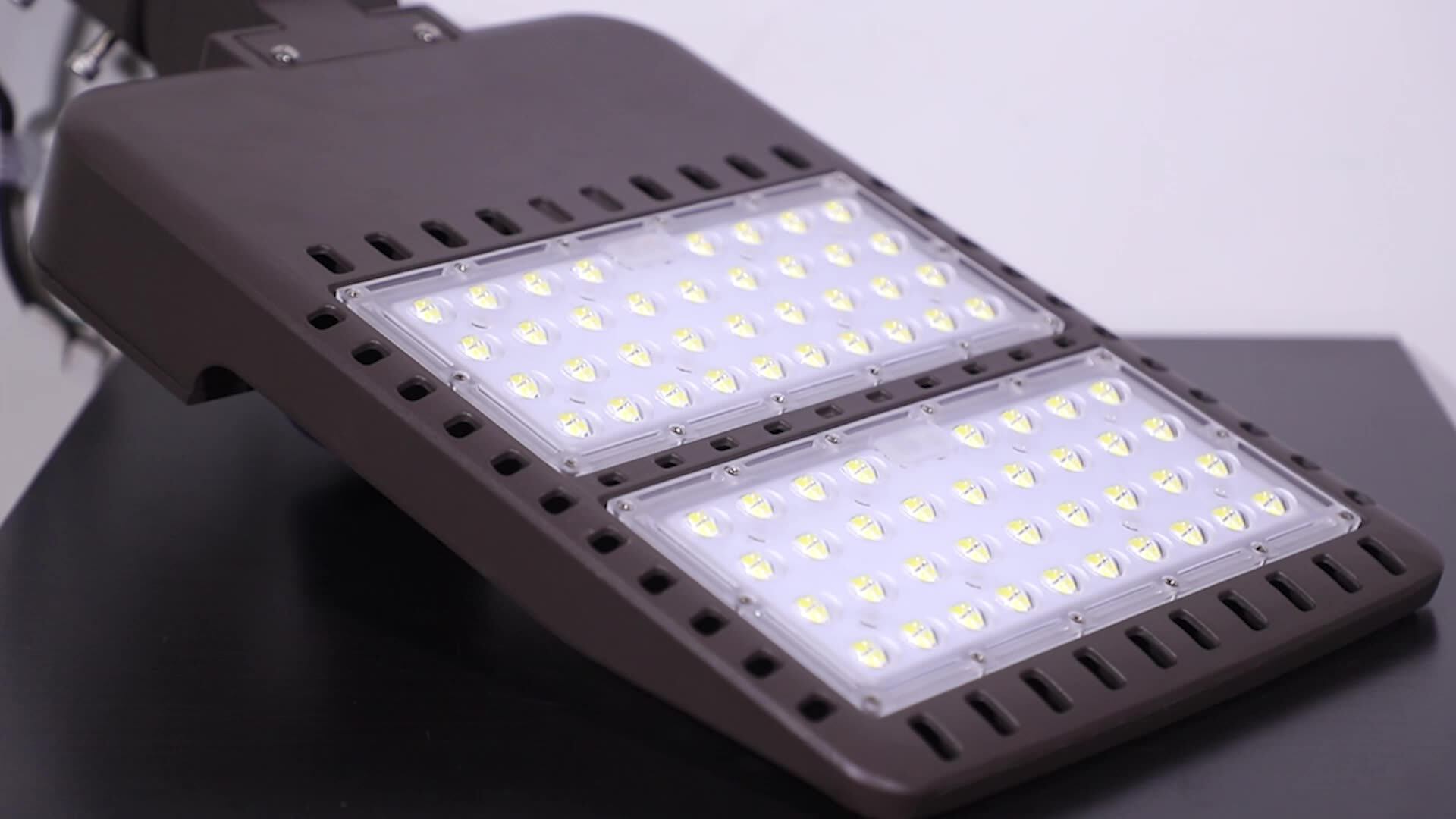 Etl Cetl Dlc 120v 347v 480v Led Pole Lights 150w 200w Shoe Box Light ...