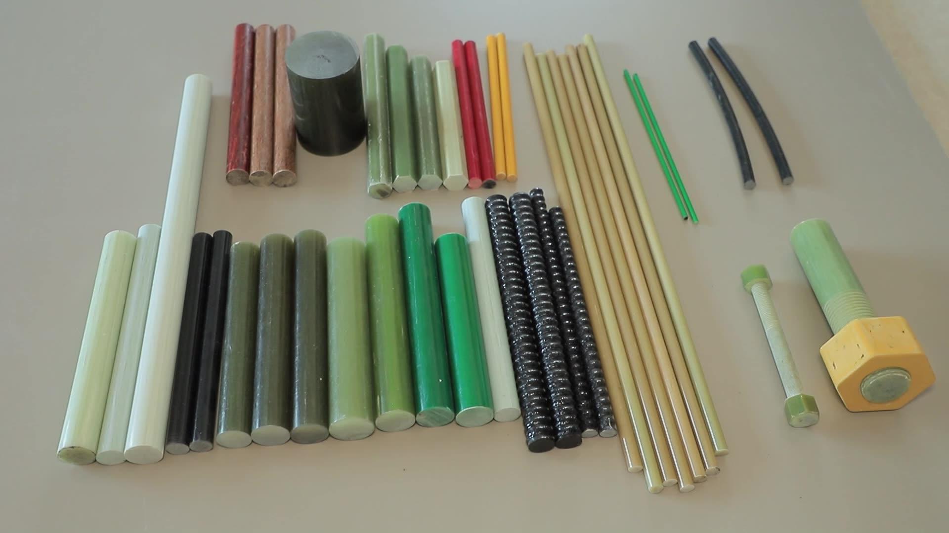 Cfrp Frp Pultrusion Fiberglass Round Rod Solid Fiberglass Rod Product