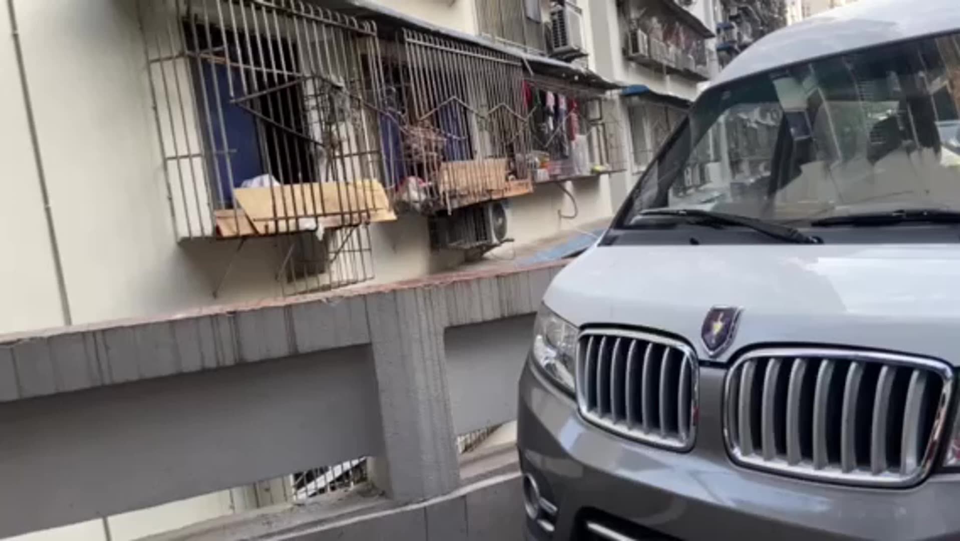 Factory Outlet 1.5l 2/5/7/9 Seats Swm Shineray X30l Big Space Car Van ...