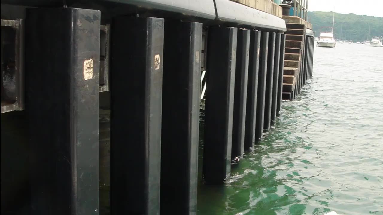 Viral Videos & Demos On HDPE recycled plastic fender for marine/wharf ...