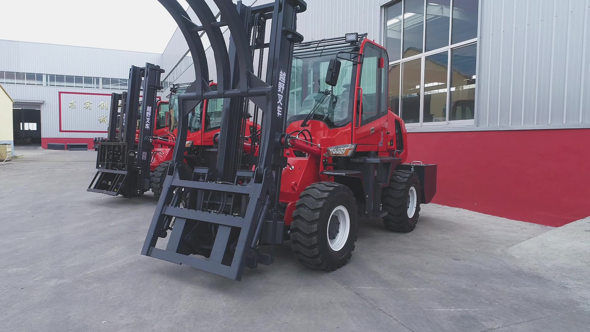 Chinese 4wd All Terrain Forklift Articulated Frame 4x4 Off-road Forklift 3 Ton 4ton 5ton Mini ...