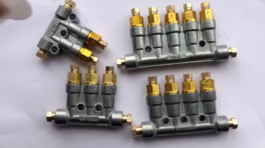 T8617 Volumetric Grease Oil Distributor Separator Valve Divider For ...